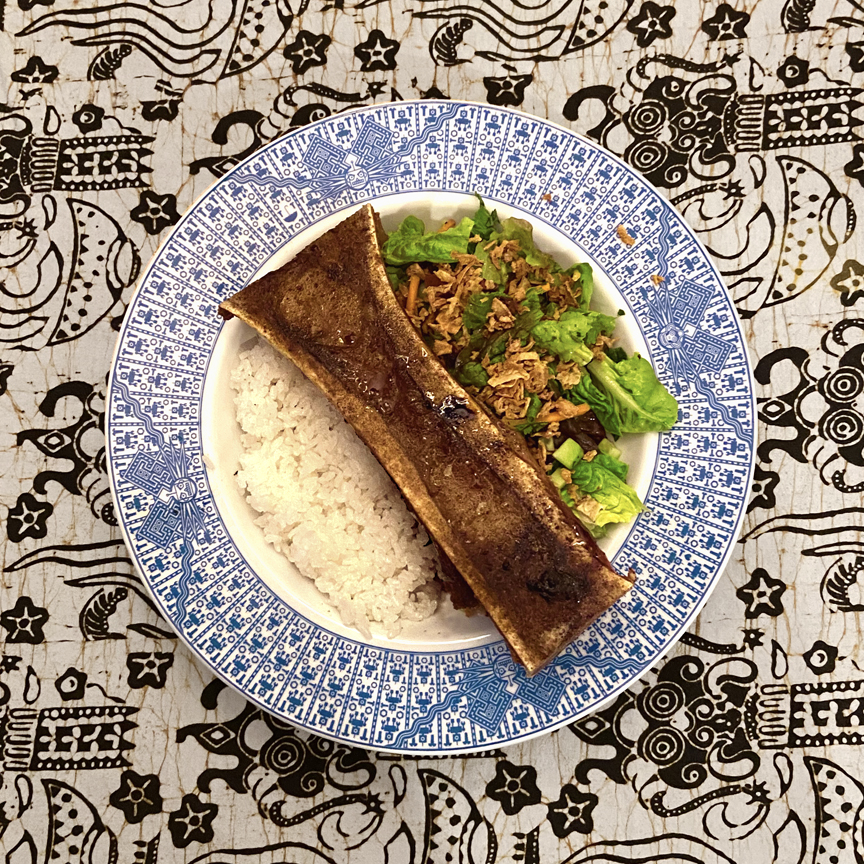 Phở Spiced Roasted Bone Marrow with Thai Salad and Sticky Rice | Jouer ...